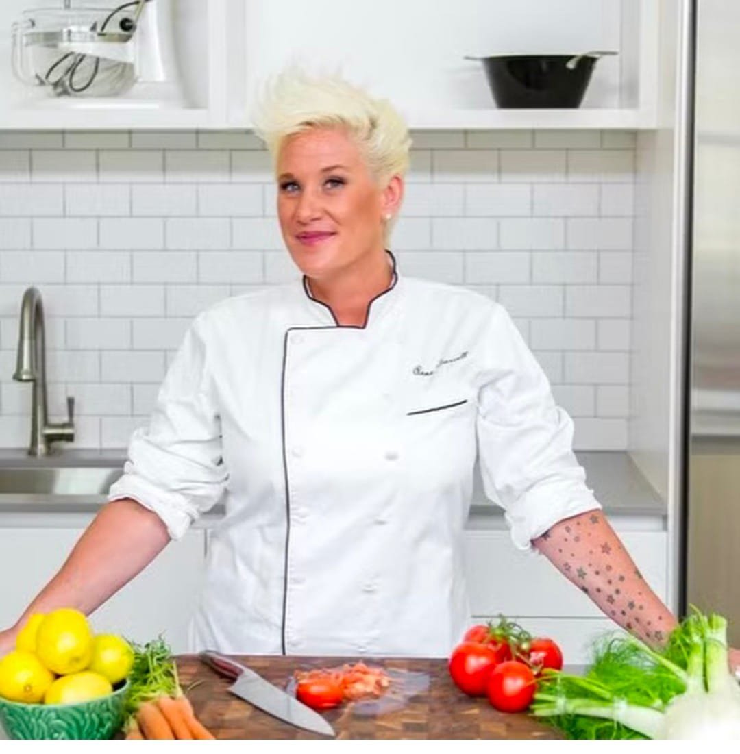 Chef Anne Burrell - Top Chefs Biography